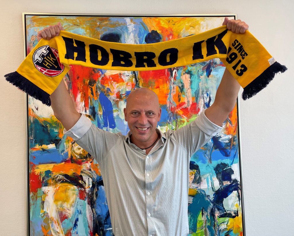 Komplex forlænger aftalen med Hobro IK. - Betinia Liga